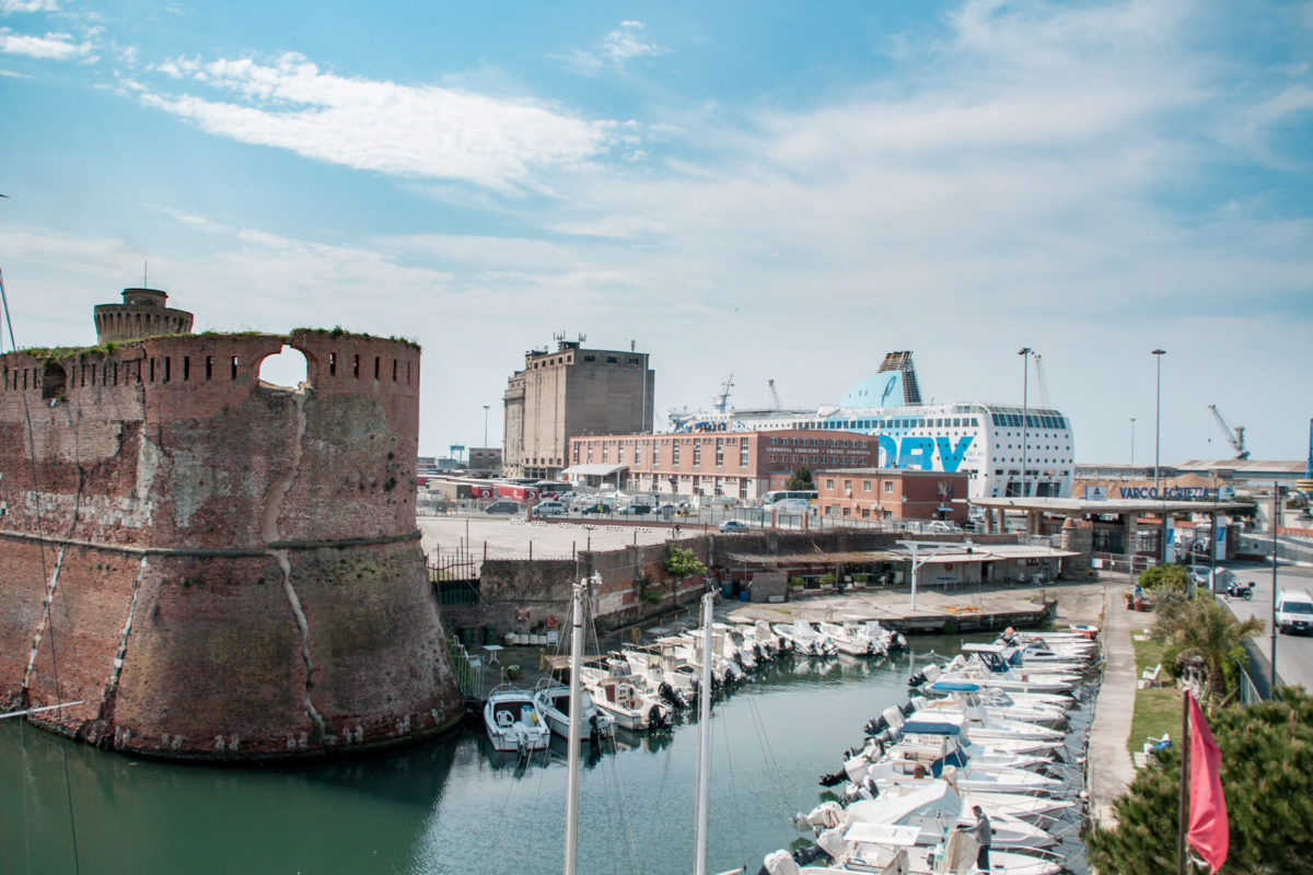 Livorno a Port City in Tuscany - about curiosity